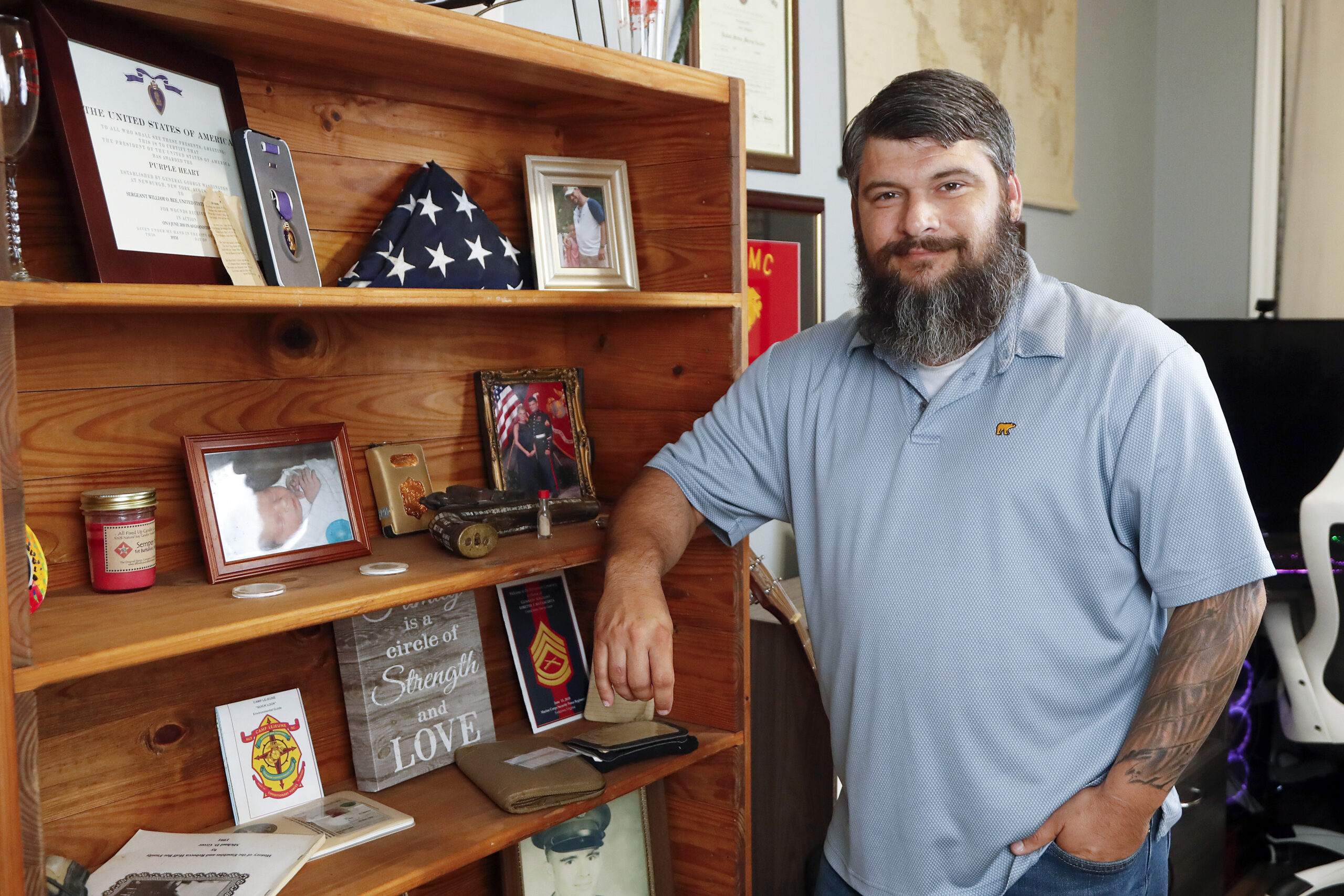 'The Shot' recounts the famous Afghanistan War photo of Marine Bill Bee