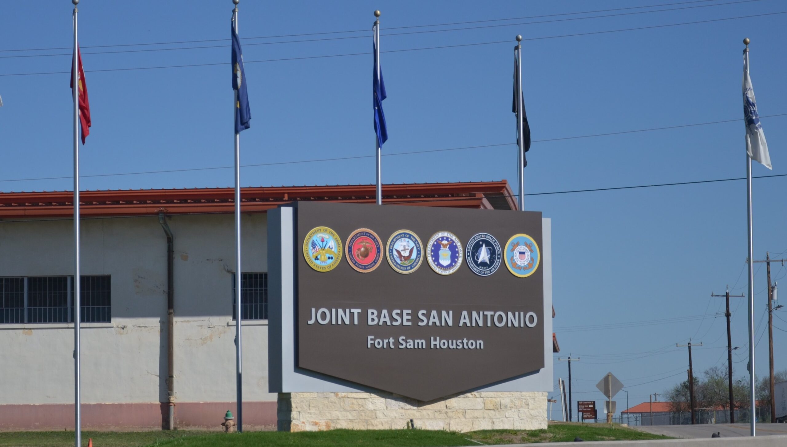Army employee indicted for stealing $100 million from military youth ...