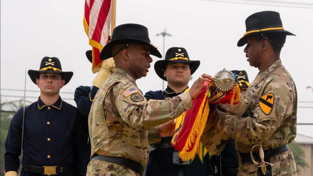 1st Cavalry Division Headquarters deploying to Europe - Task & Purpose