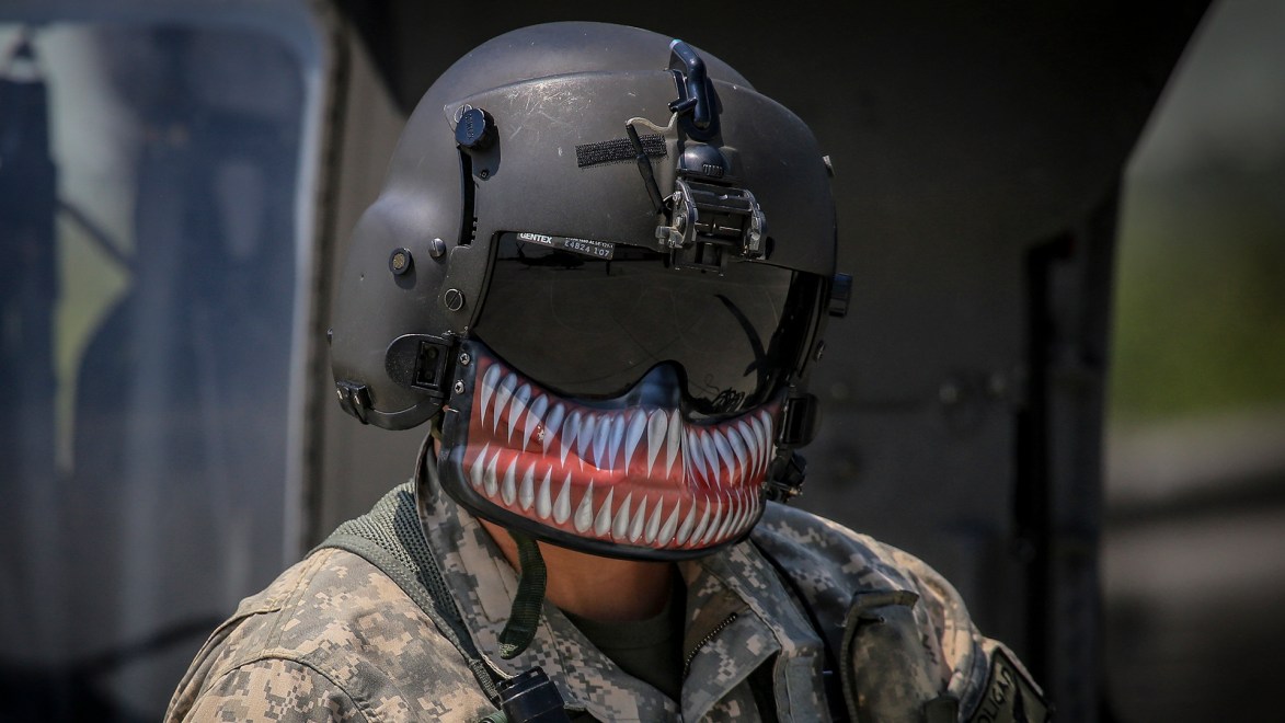Why (some) Black Hawk crew chiefs paint their face masks fierce