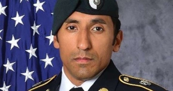 Navy SEAL apologizes to Green Beret's widow for helping kill her husband