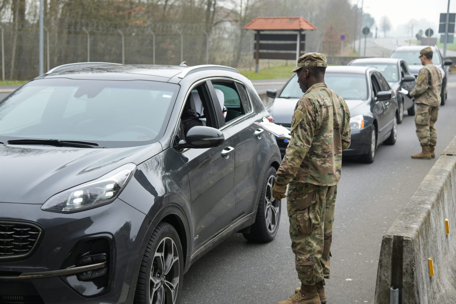 Army raises health protection level at installations in face of COVID-19