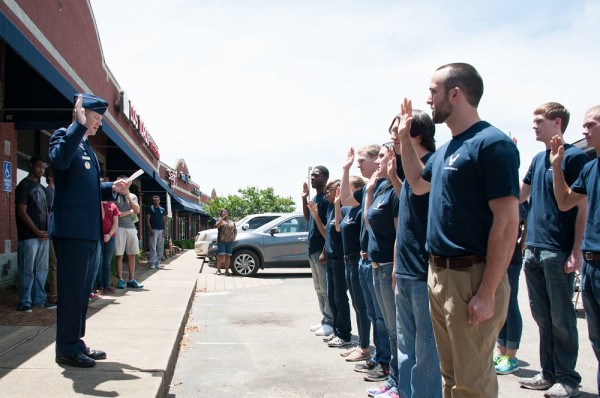 5 Questions To Ask A Military Recruiter Before You Enlist - Task & Purpose