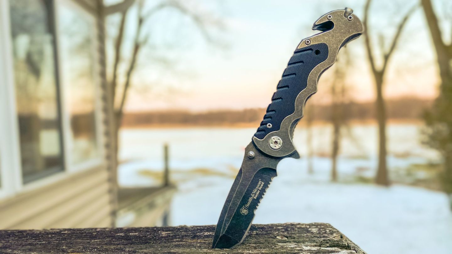 The Ultimate Guide on How to Sharpen a Knife the Right Way