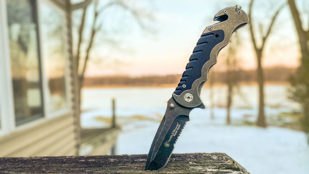The Ultimate Guide on How to Sharpen a Knife the Right Way
