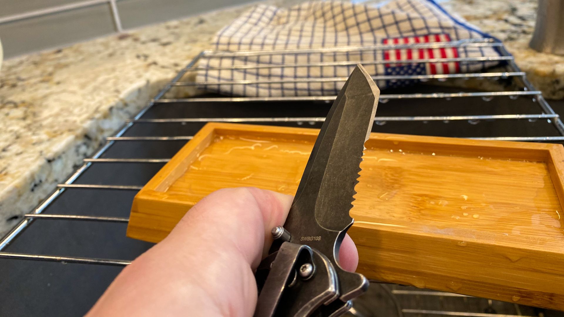 The Ultimate Guide on How to Sharpen a Knife the Right Way