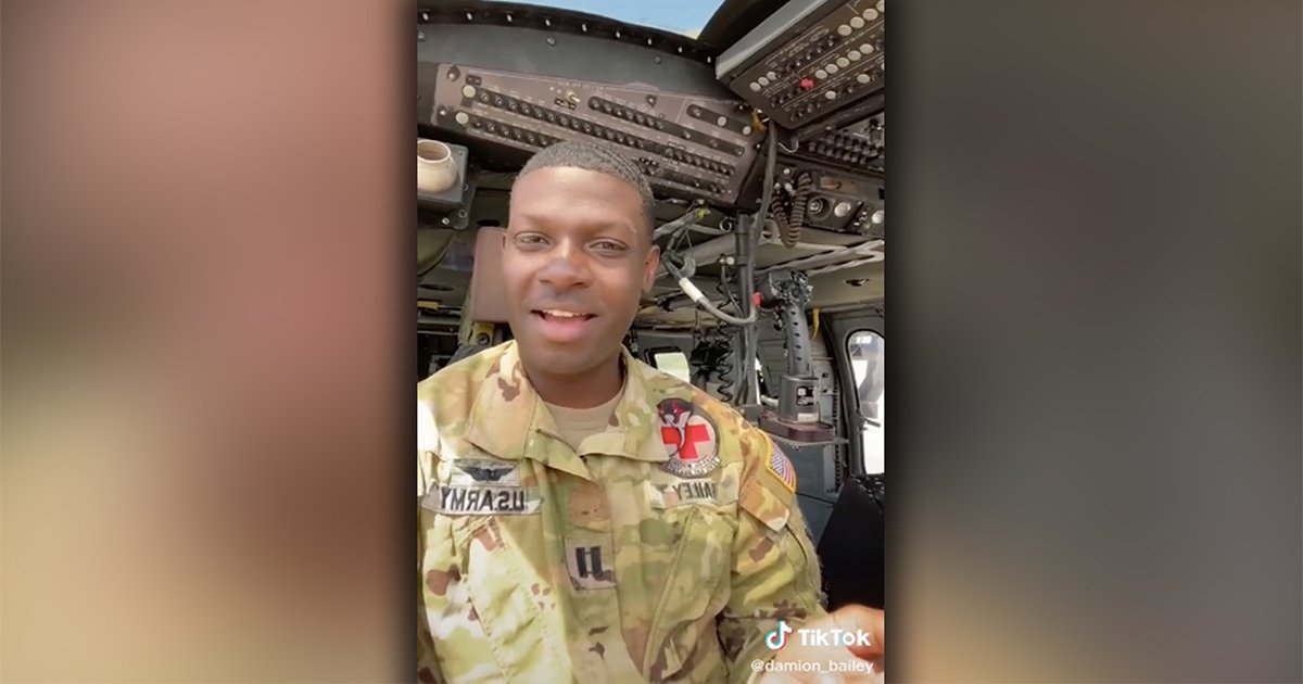 This Black Hawk pilot can teach you to hover in 54 seconds