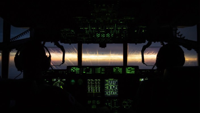 Air Force 'Hurricane Hunters' fly straight into dangerous storms