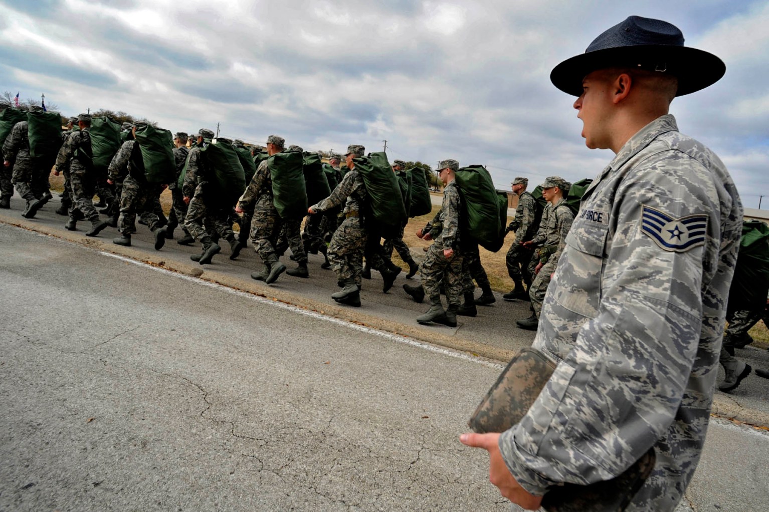 Air Force shaving waiver study divides airmen and veterans