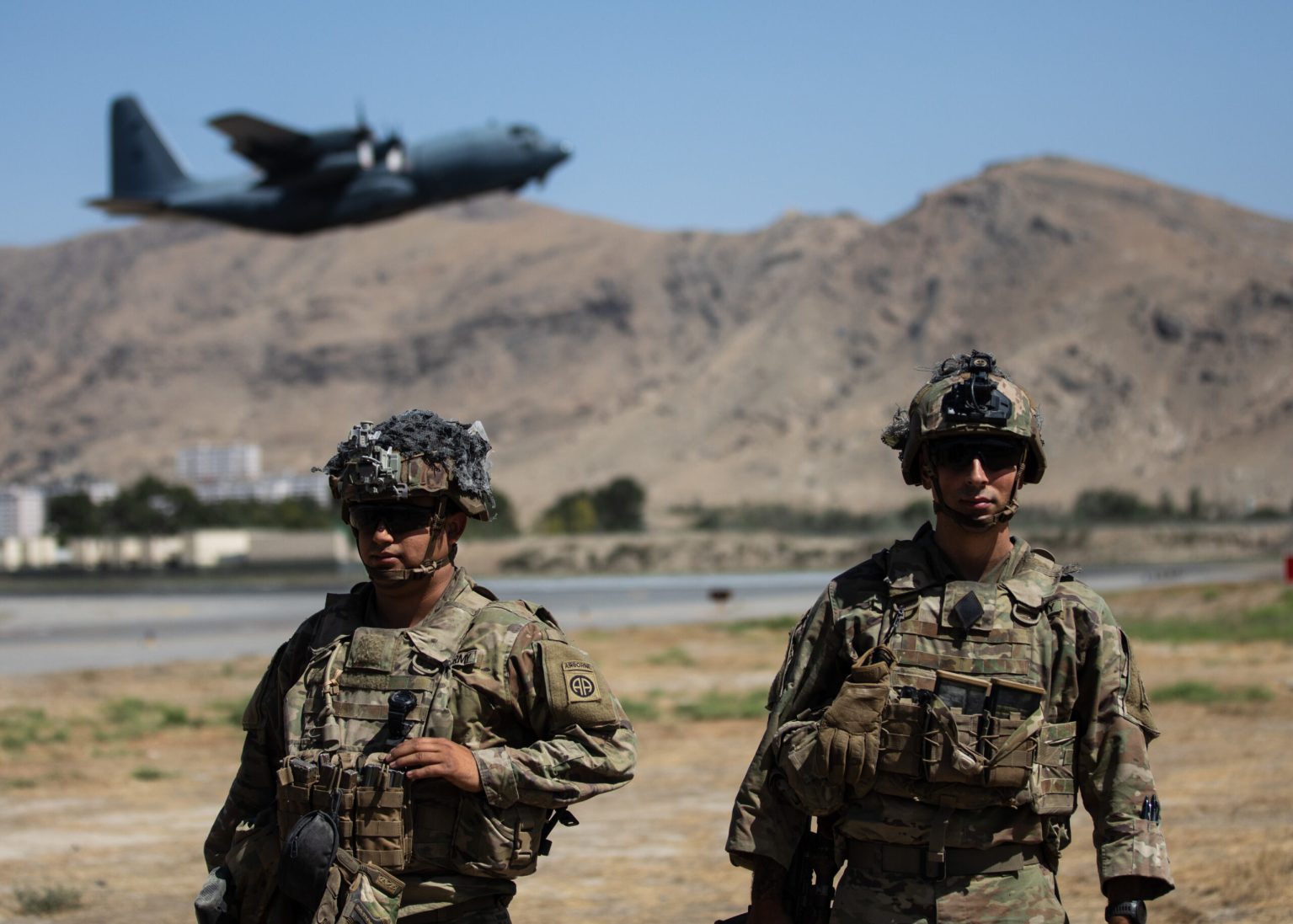 The story behind the photo of the last US soldier to leave Afghanistan