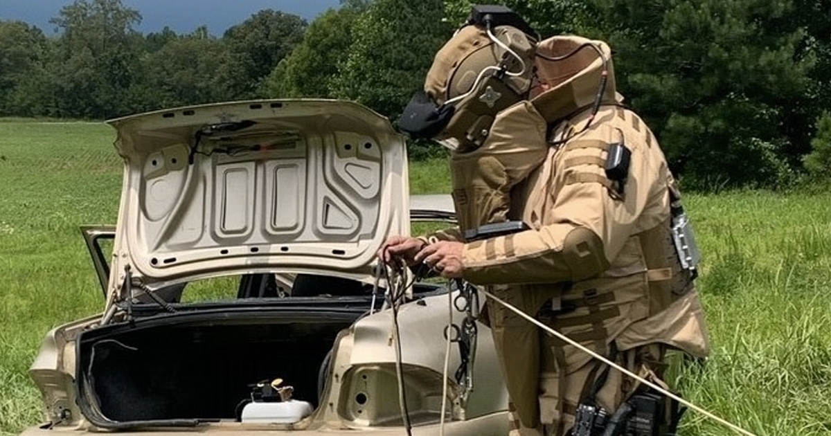 This could be the Army’s next bomb suit for explosive ordnance techs