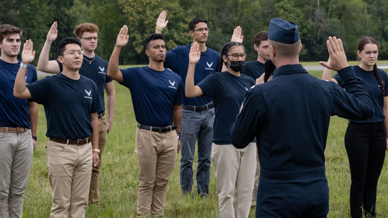 Air Force hopes medals, promotions can boost recruitment referrals