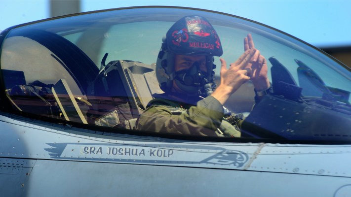 How military pilots get their call signs