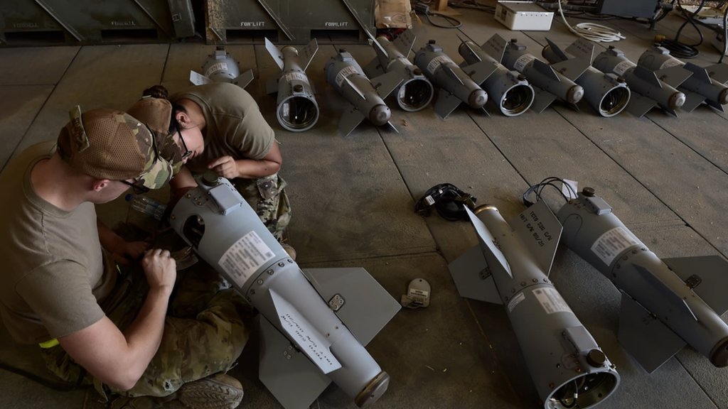 Russia jams US GPS-guided weapons given to Ukraine, leaked info shows