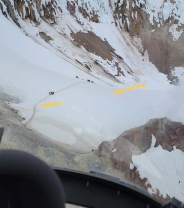Army pilots expertly land Black Hawk on Oregon ridge to save injured hiker