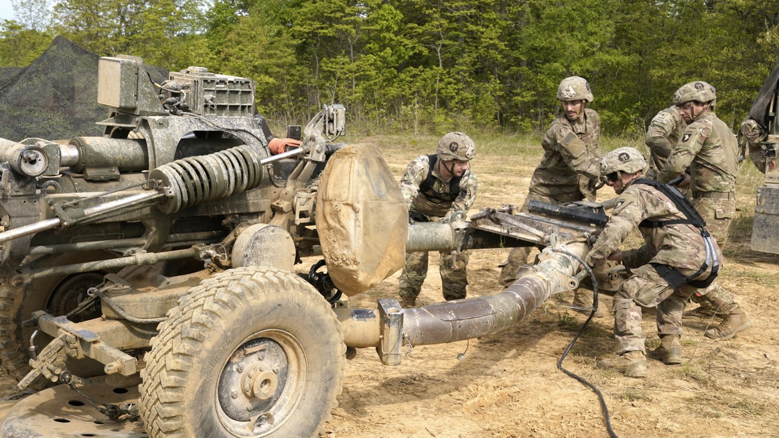 The Army wants exoskeletons to defeat its worst enemy: Lower back pain