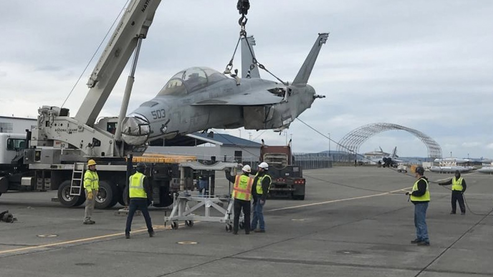 Navy fires commander of Growler squadron for "loss of confidence"