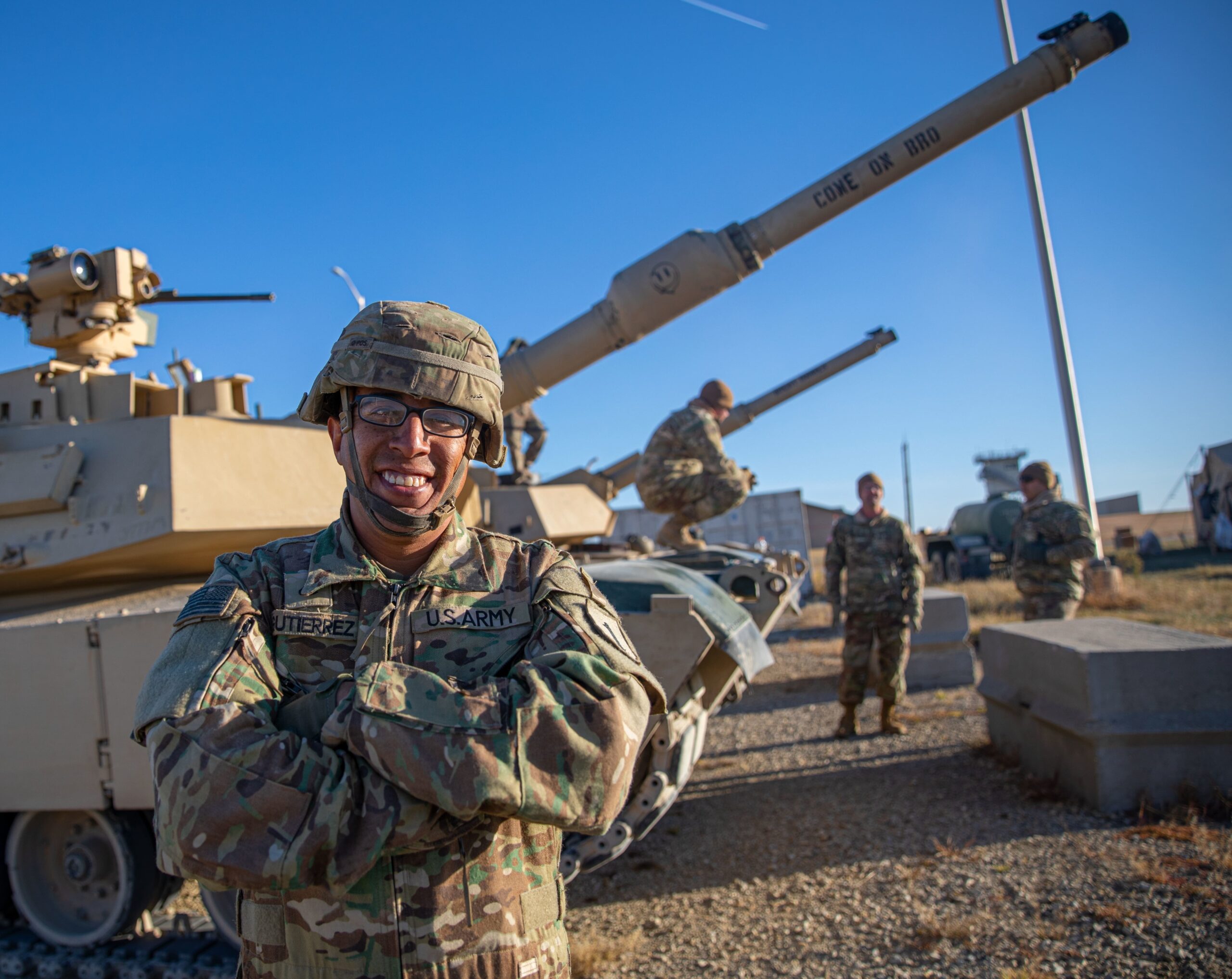 We salute this Army tank crew that named their tank ‘Come On Bro’