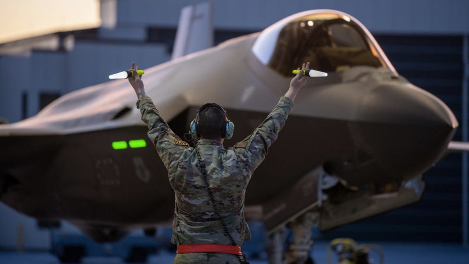 Air Force F-35 crew chief describes maintaining a ‘flying computer’