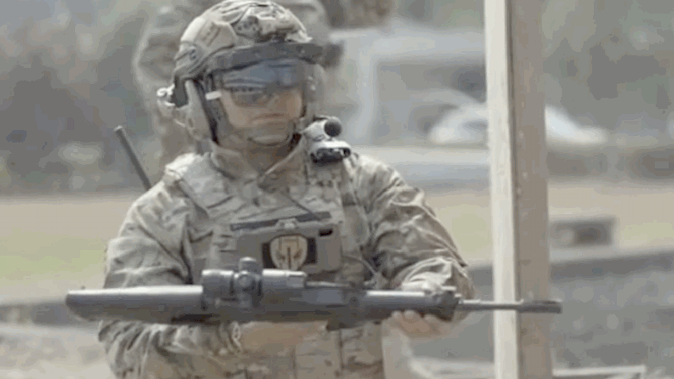 China military unveils augmented reality heads-up display