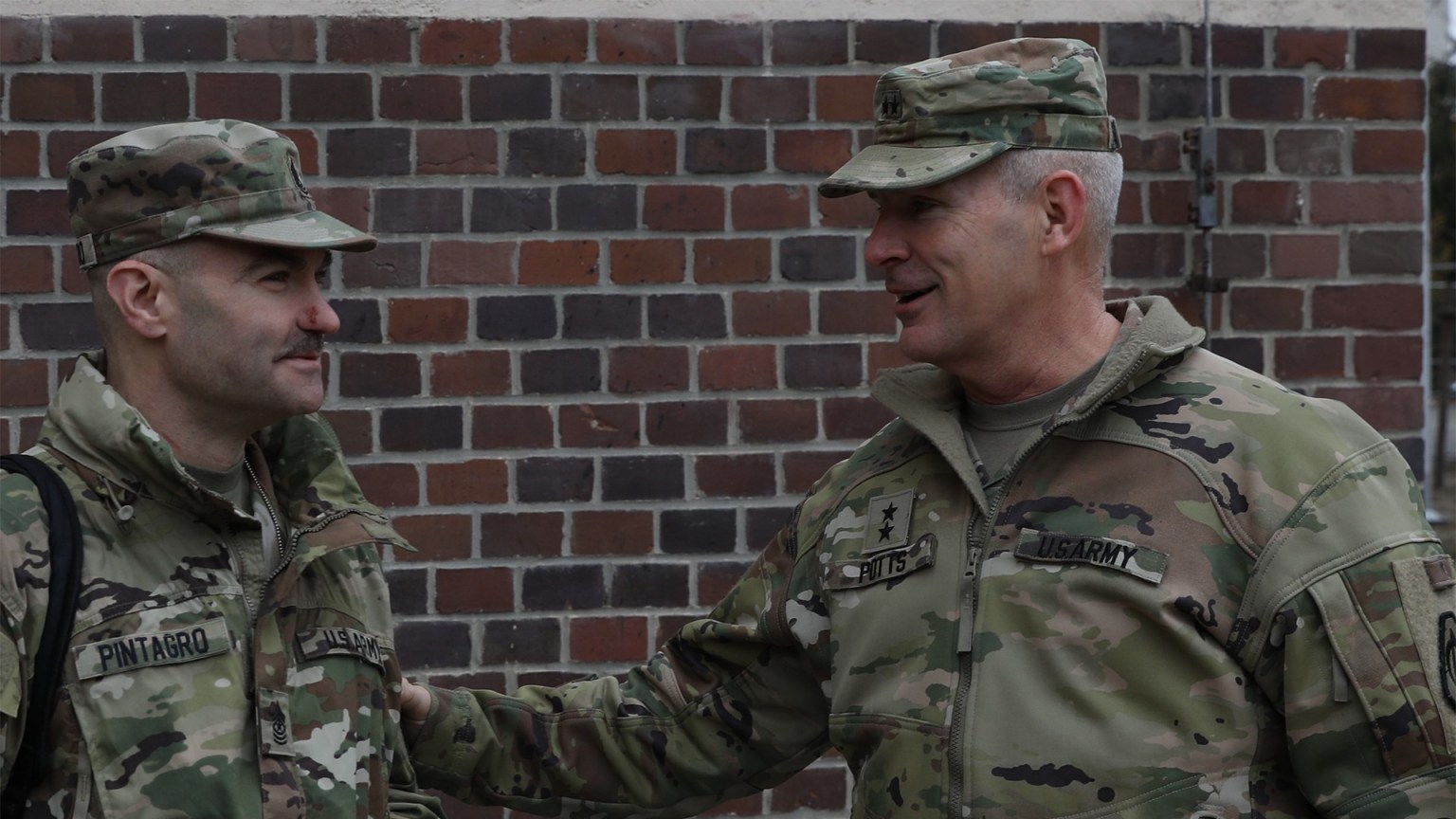 Army two-star general killed in private aviation plane crash