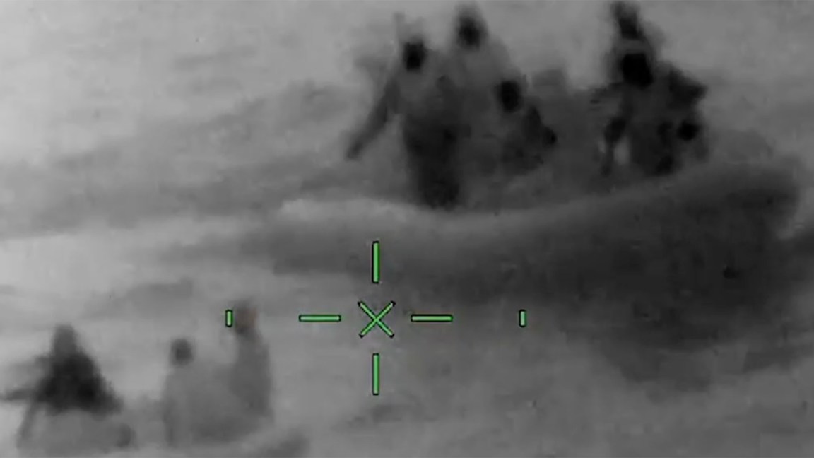 Navy and Coast Guard rescue 4 divers off North Carolina