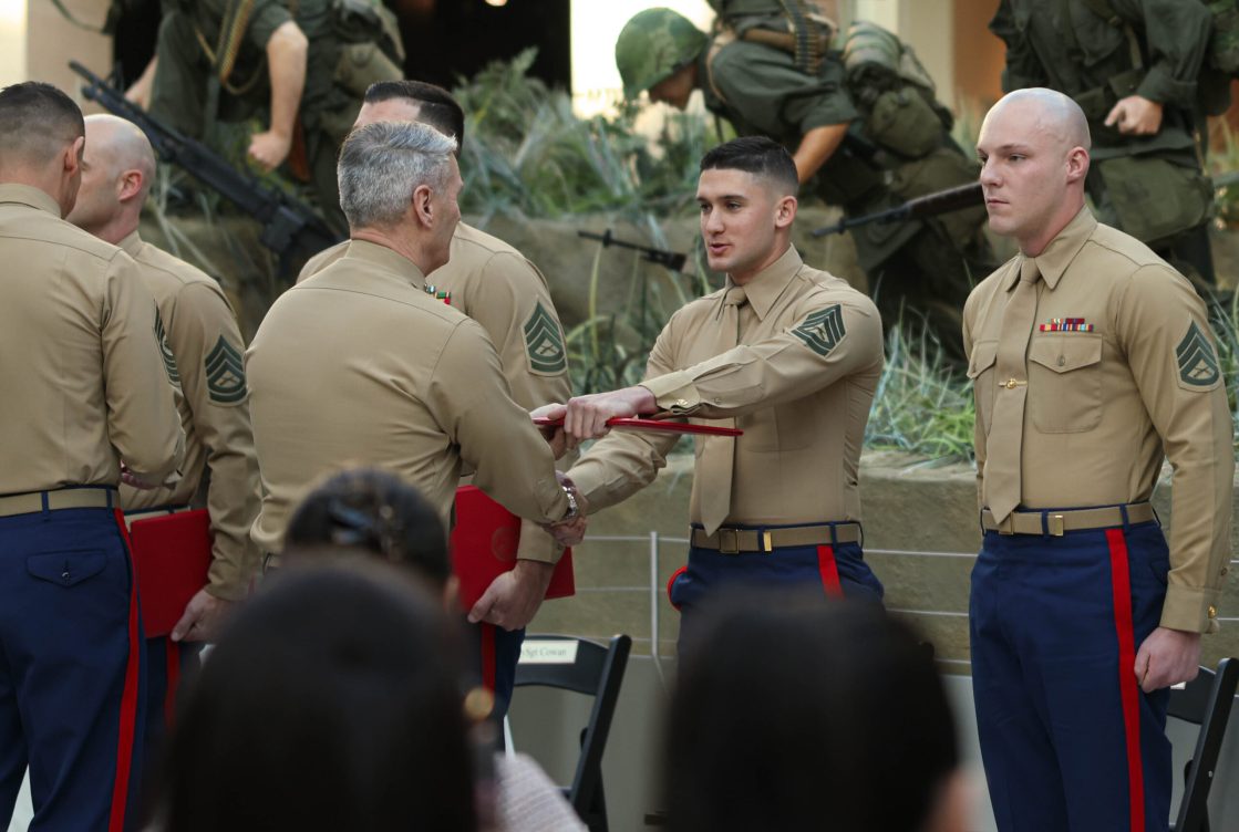 Marine Drill Instructors, Recruiters win special duty awards