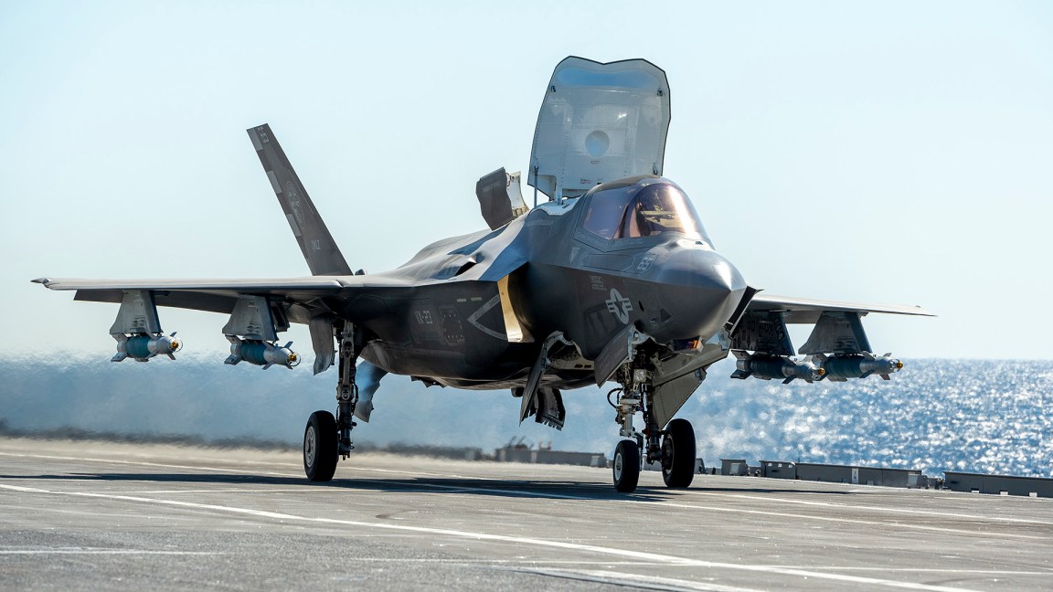 Air Force pilot injured in F-35B crash in New Mexico