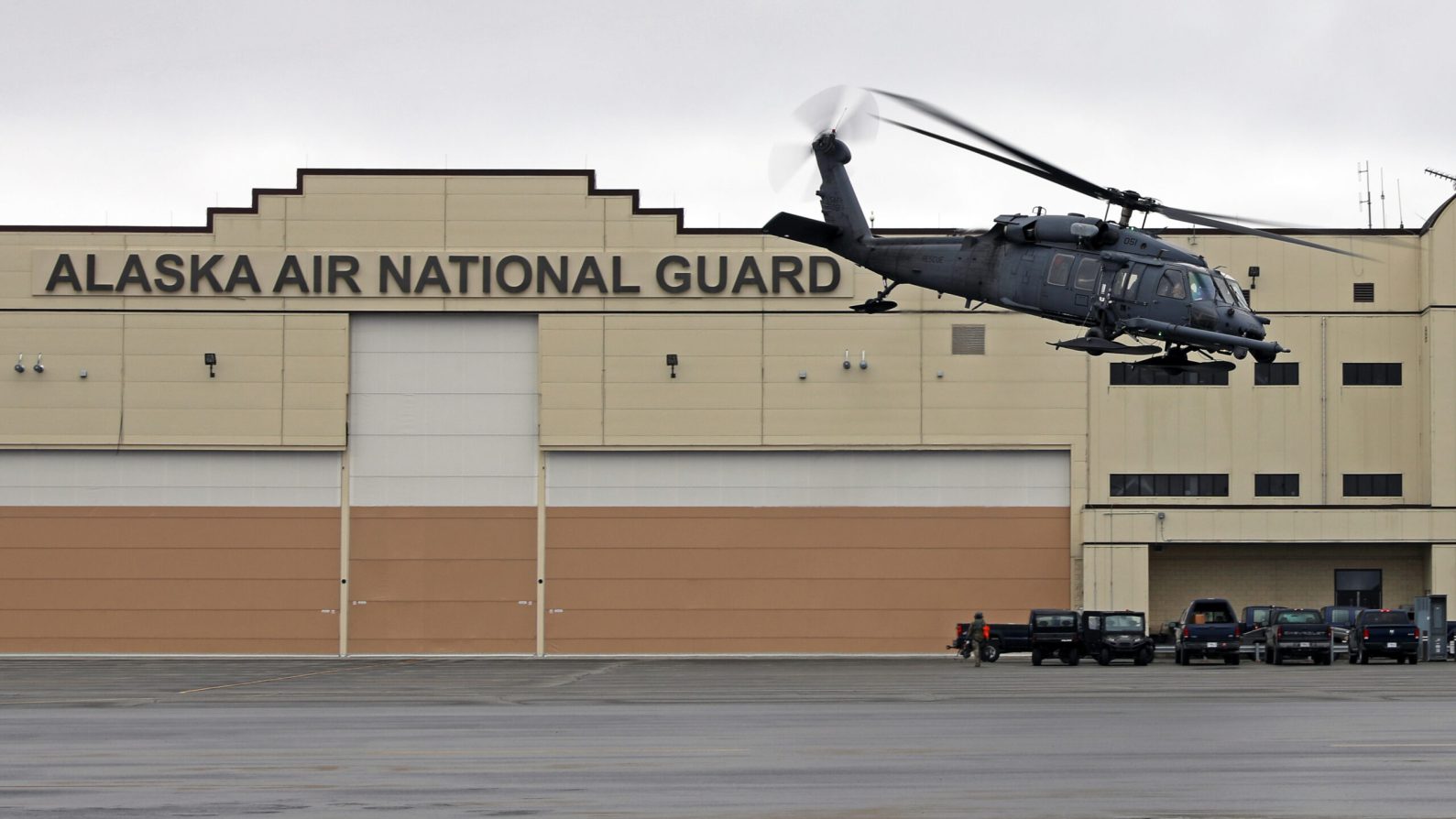 Alaska Pararescue crews reach six survivors of remote plane crash