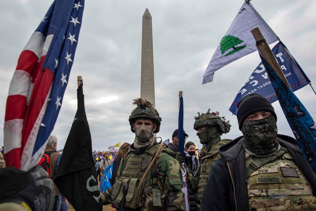 New Army rules target extremist groups and gang activity