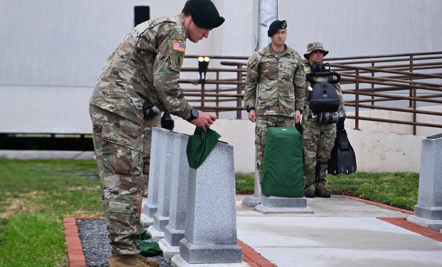 Combat Diver memorial dedicated during 2024 Army dive contest