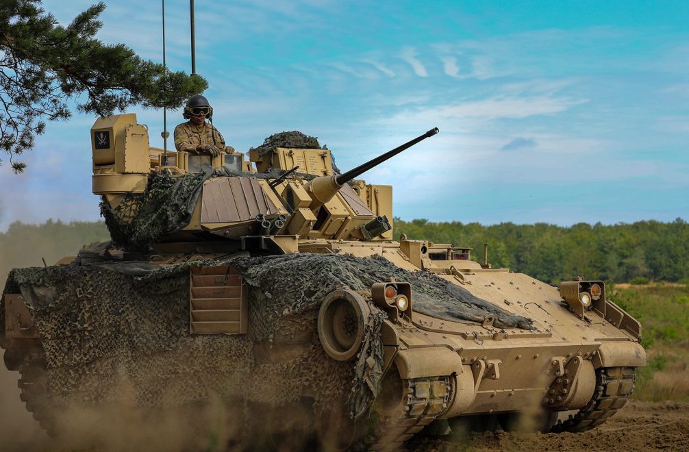 Army IVAS: Photo mockups show soldier view through high-tech display