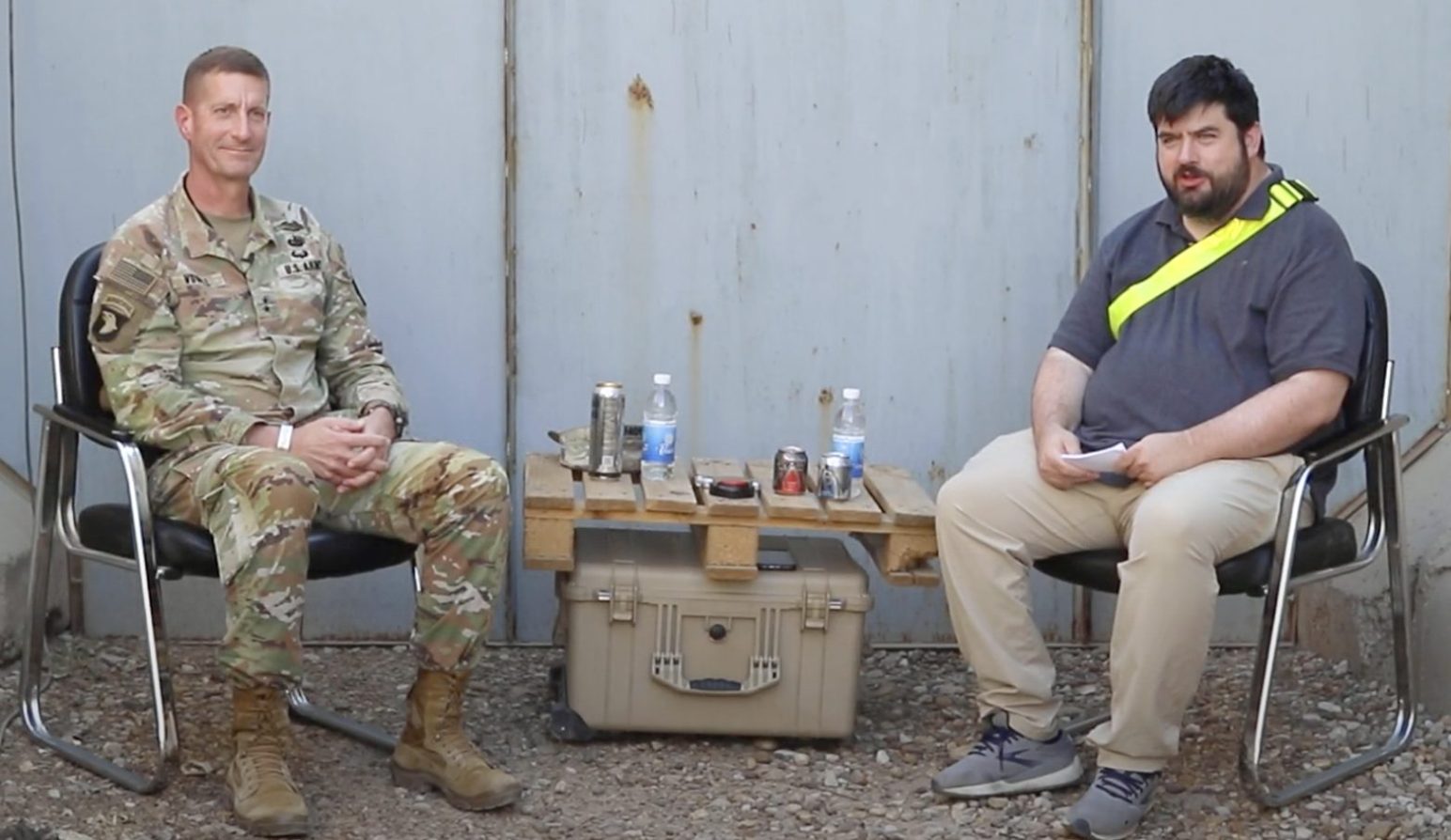 Commanding general in Iraq and Syria goes ‘Between Two T-Walls’