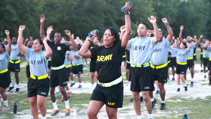 Army to redesign PT uniform so soldiers can be fit and 'look good'