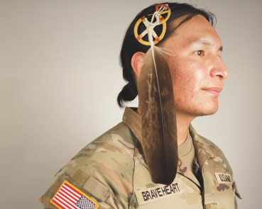 Native American soldier allowed to wear hair long to honor heritage