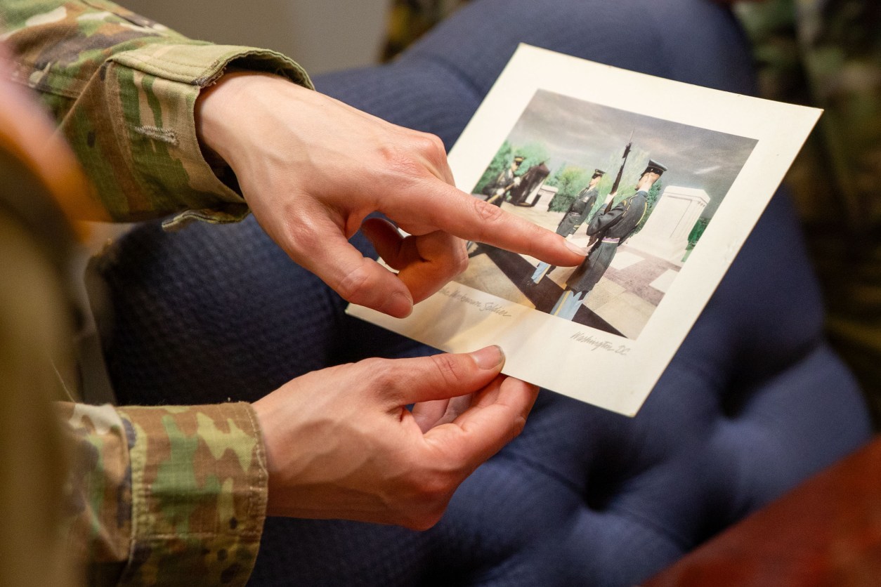 An Army general's final 'walk' at the Tomb of the Unknowns