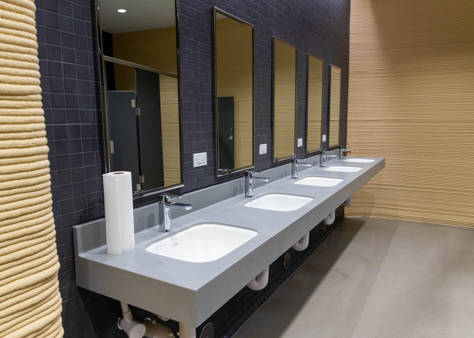 Fort Bliss gets a glimpse into the future with 3D-printed barracks