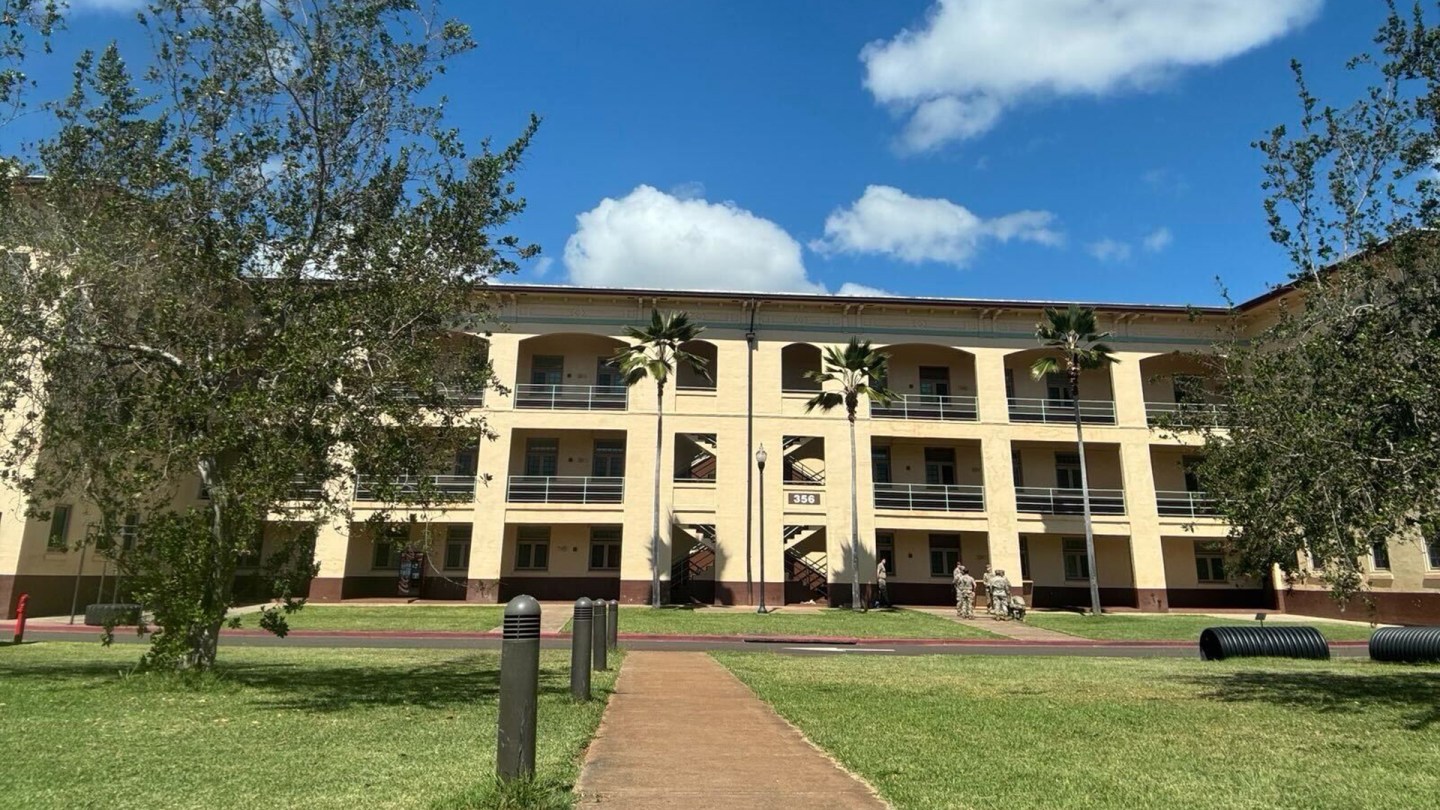 When did Marines really start eating crayons: An investigation