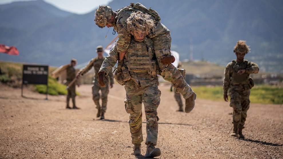 Army asks officers to fix quality-of-life issues that drive soldiers out