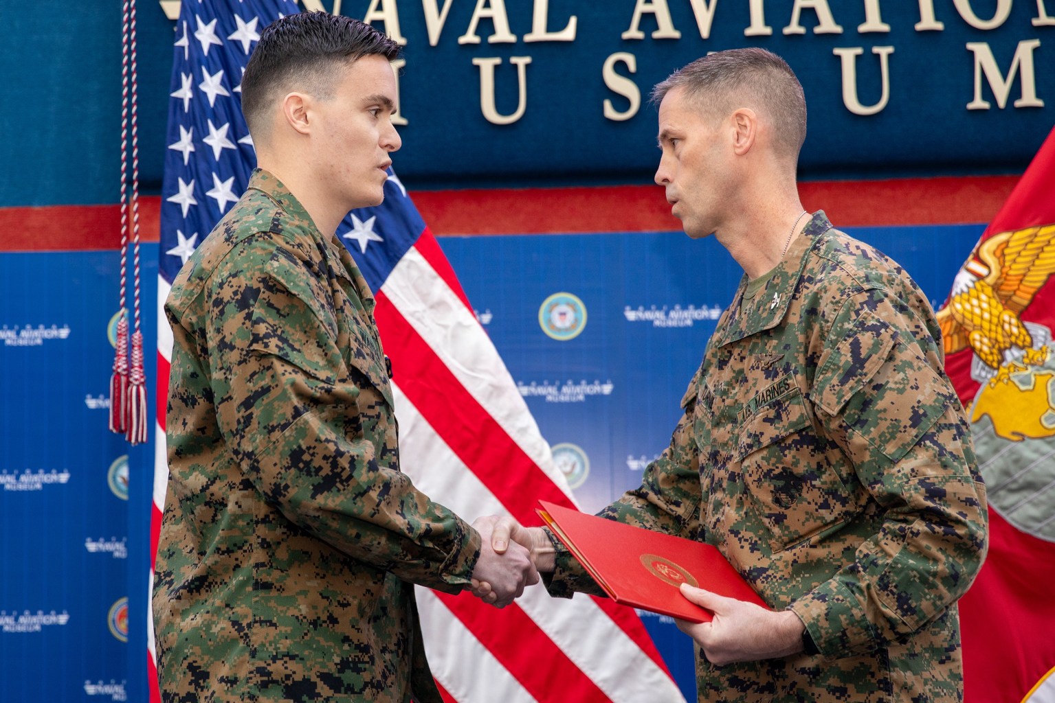 Marine officer honored for leadership after chaotic Osprey crash