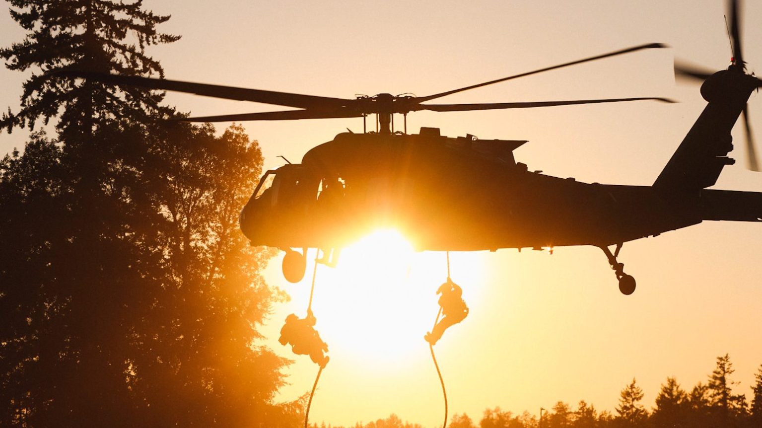 VA crisis line workers juggled multiple chats and texts with vets