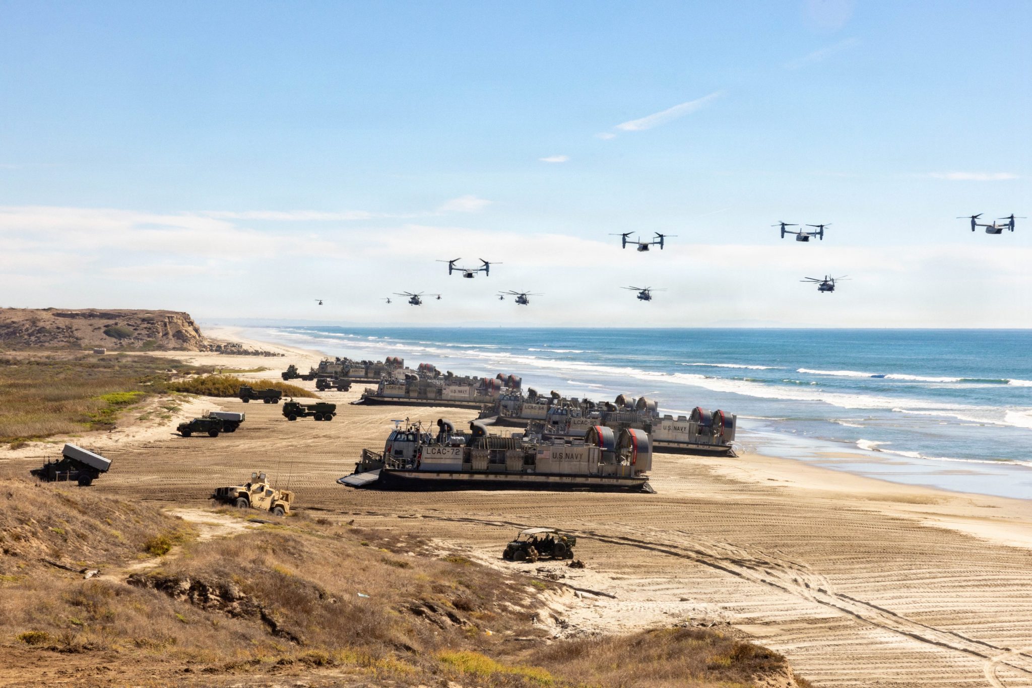 This is how the US Marine Corps storms a beach