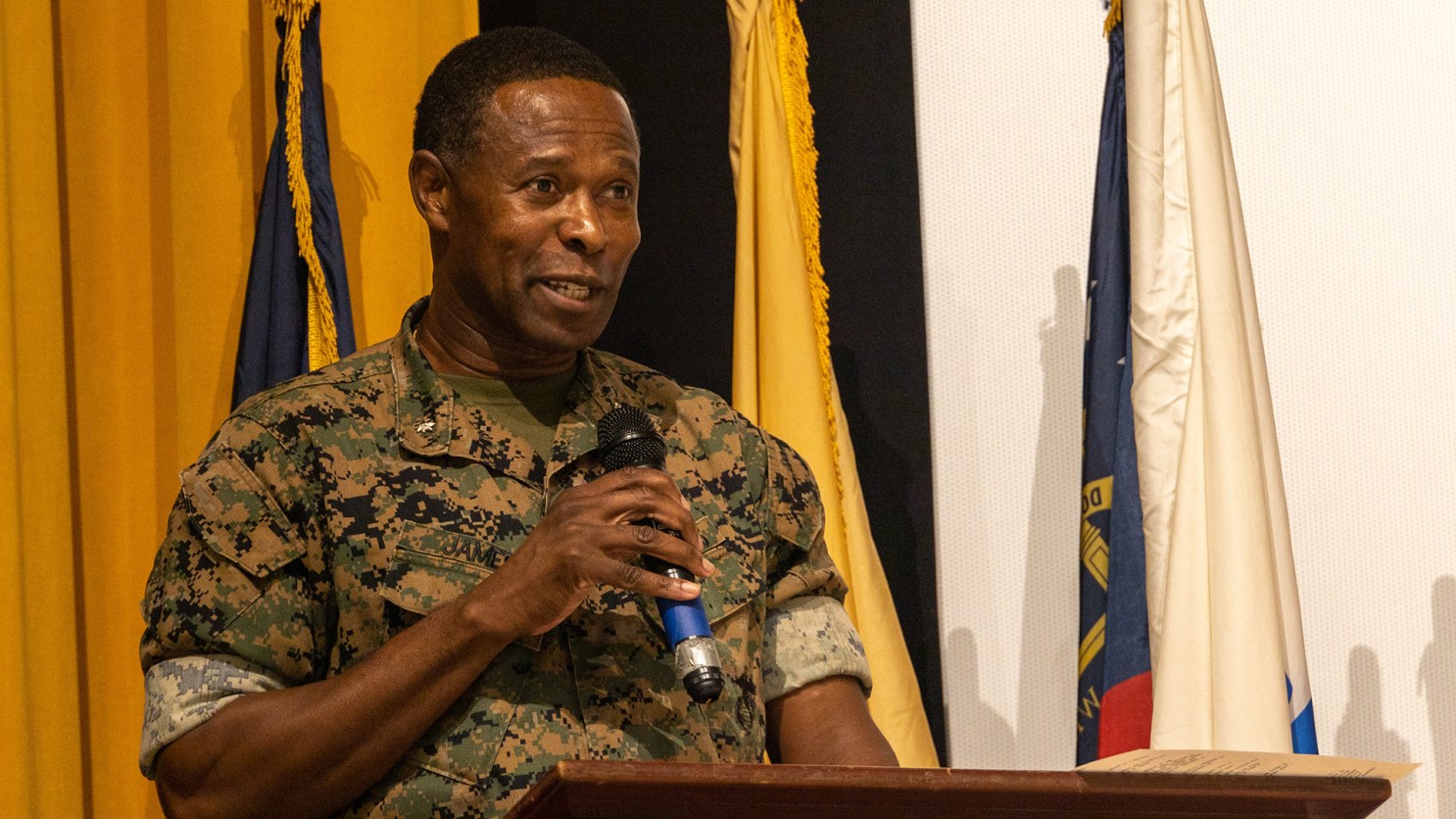Marines fire logistics squadron commander amid investigation