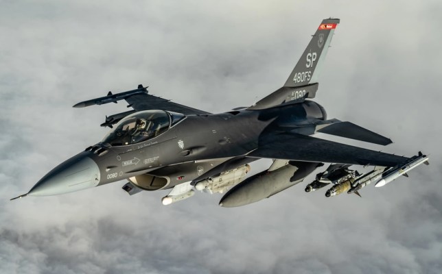 Here’s why the US military decided to paint its aircraft grey