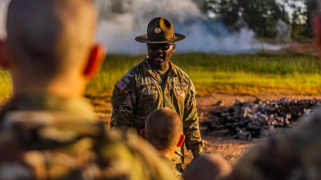 Military recruits will no longer need a REAL ID to fly to basic training